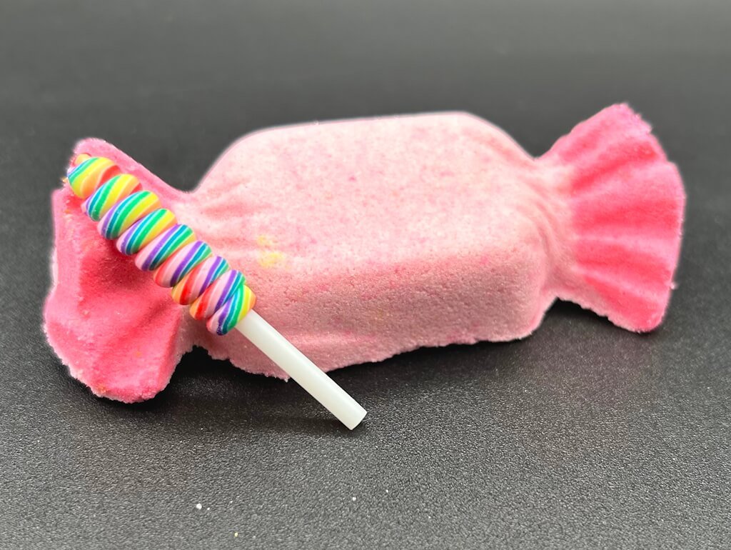 Candy Shaped Kids Bath Bomb with Plastic Toy Candy Inside