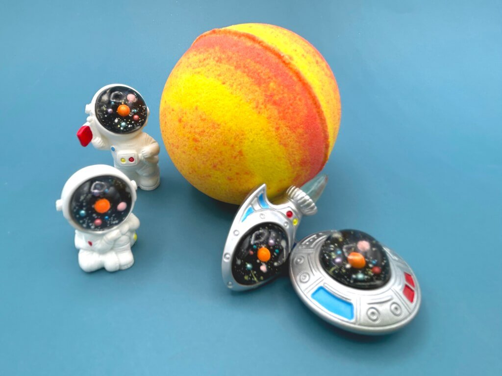 Outer Space Planet Kids Bath Bomb with Outer Space Toy Inside