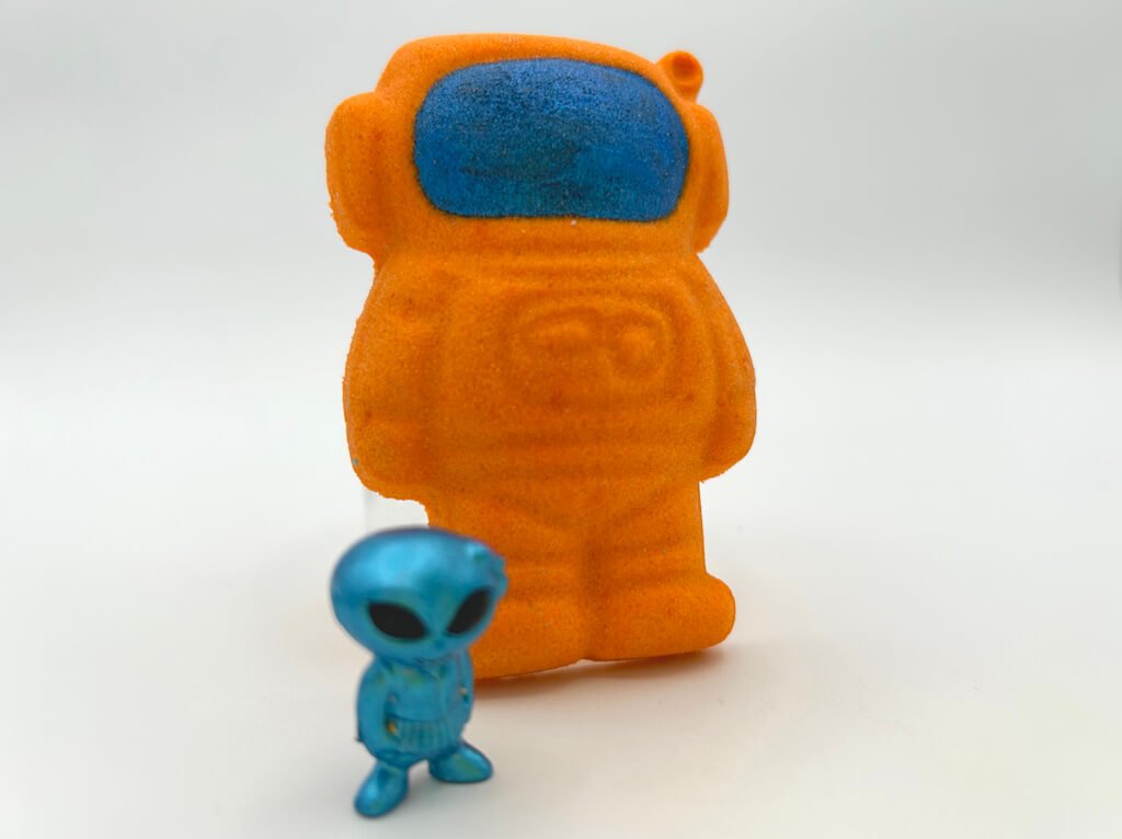 Outer Space Astronaut Bath Bomb with Alien Toy Figure Inside
