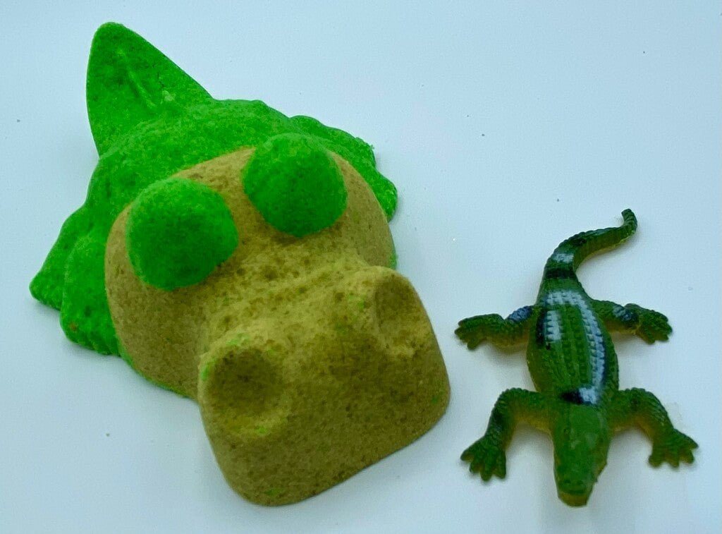 Alligator Kids Bath Bomb with Toy Alligator Inside