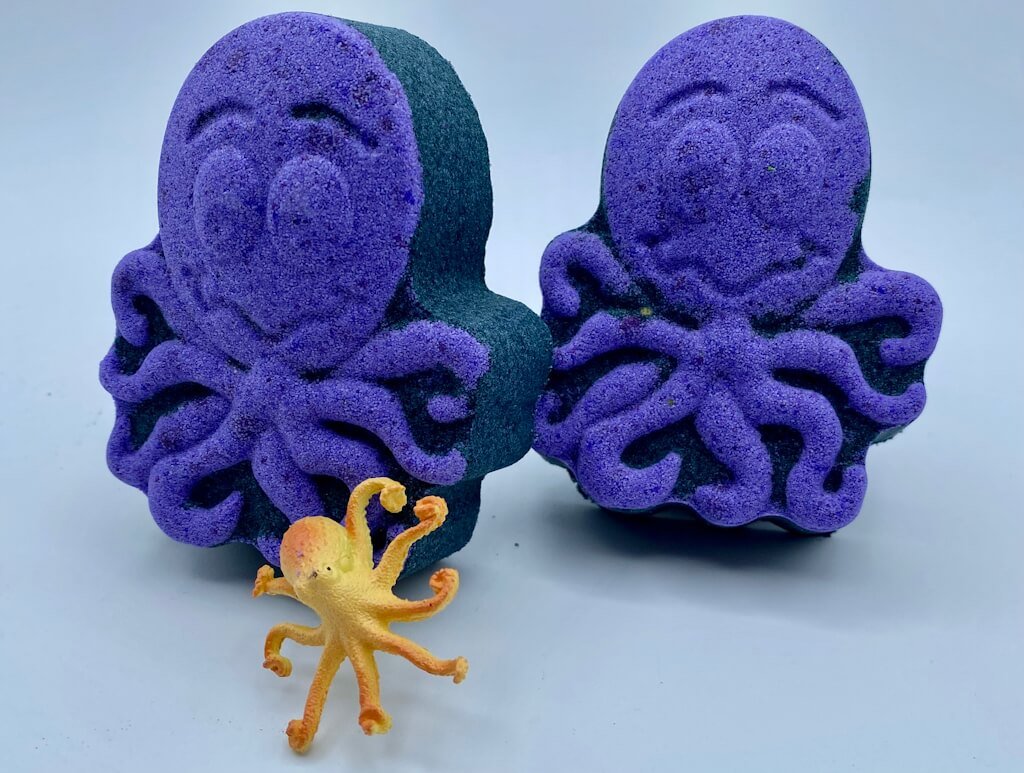 Octopus Kids Bath Bomb with Toy Octopus Inside