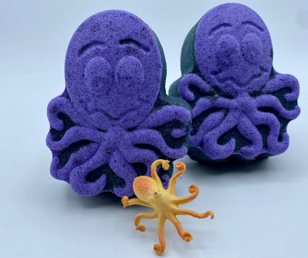 Octopus Kids Bath Bomb with Toy Octopus Inside