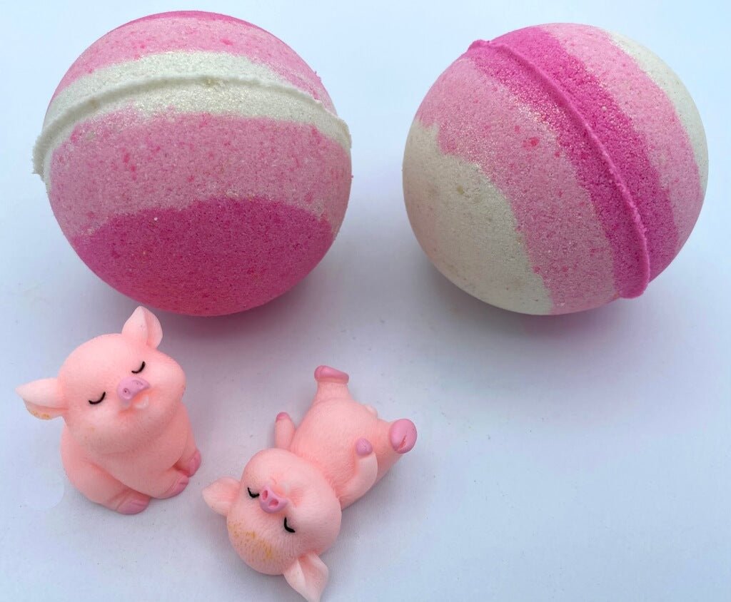 Piggy Kids Bath Bomb with Pig Toy Inside